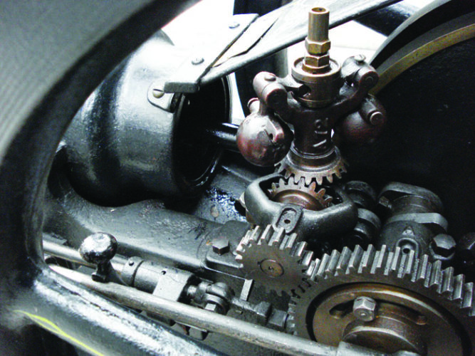 Foos Engine Elegance - Gas Engine Magazine